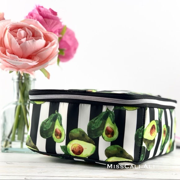 Betsey Johnson | Bags | Betsey Johnson Avocado Lunch Cooler Tote Bag ...